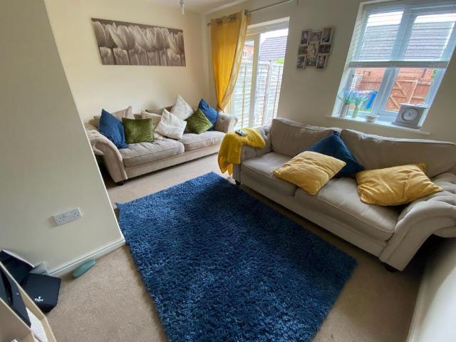 2 bedroom house to rent