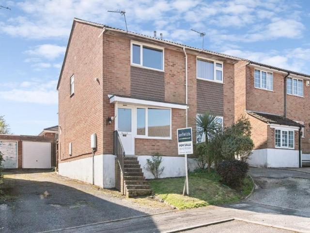 2 bedroom house to rent