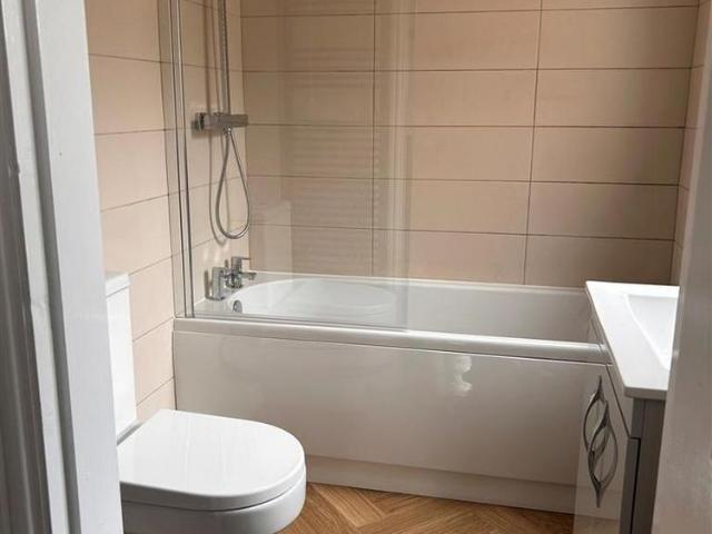 2 bedroom house to rent