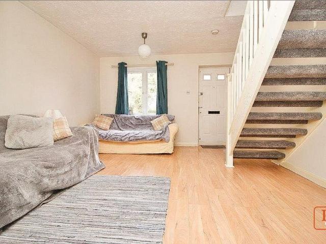 2 bedroom house to rent