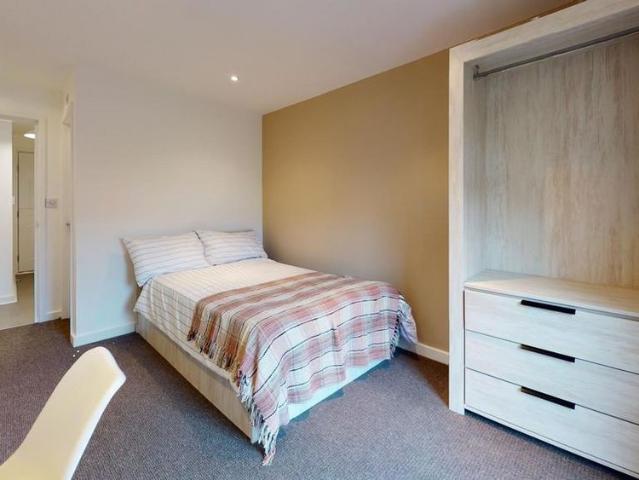 2 bedroom house to rent