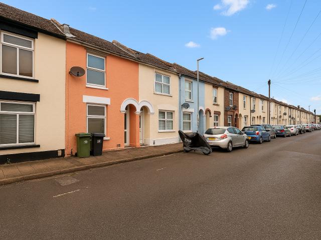 2 bedroom house to rent