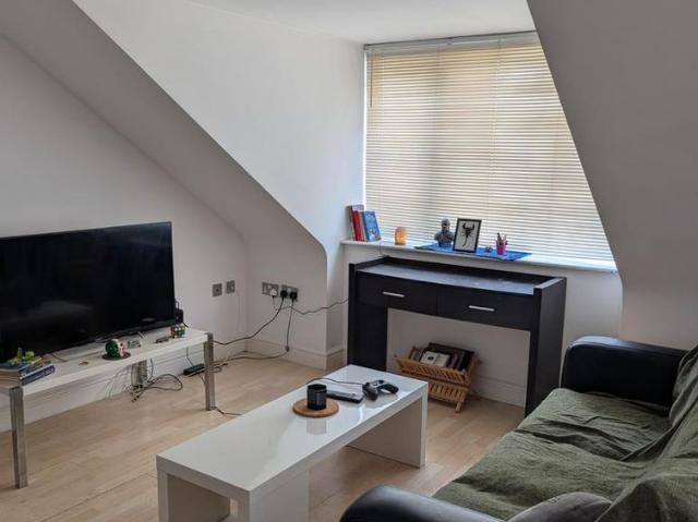 2 bedroom house to rent