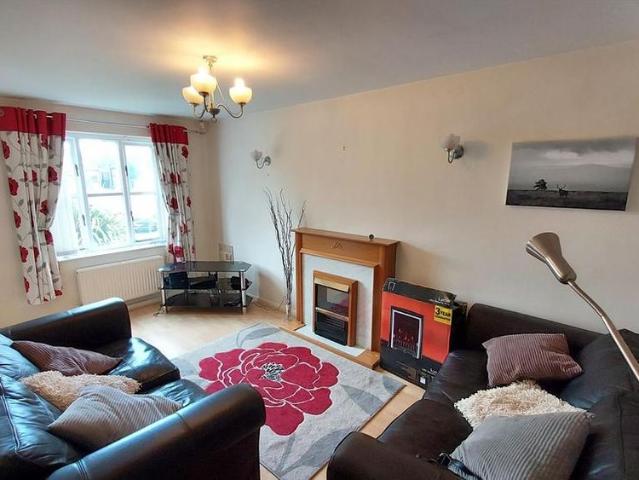 2 bedroom house to rent