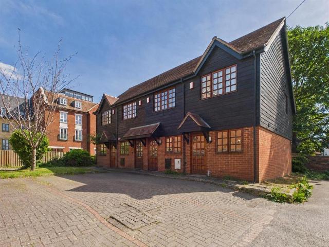 2 bedroom house to rent