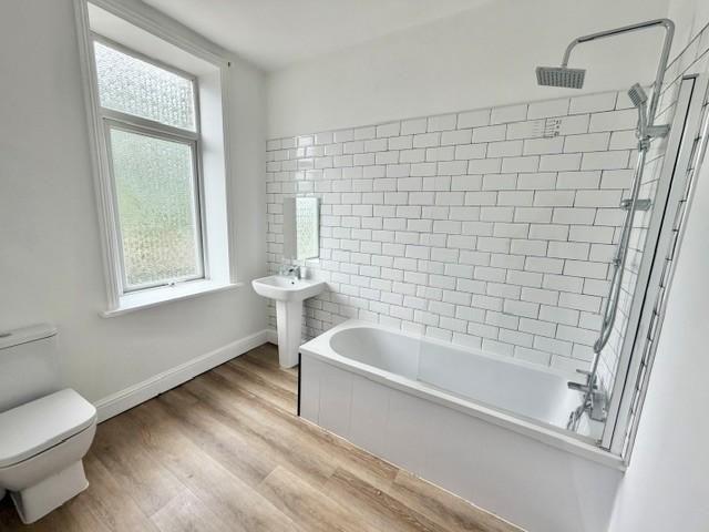 2 bedroom house to rent