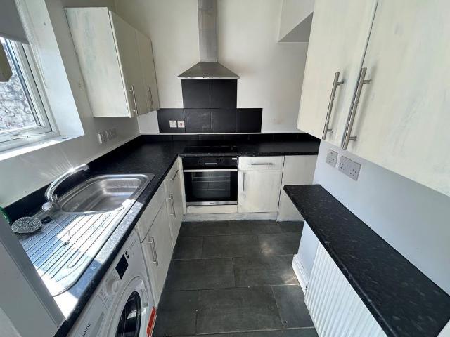 2 bedroom house to rent
