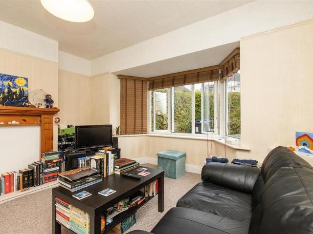 2 bedroom house to rent