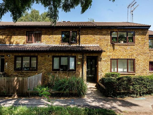 2 bedroom house to rent