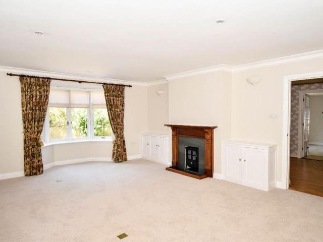 2 bedroom house to rent