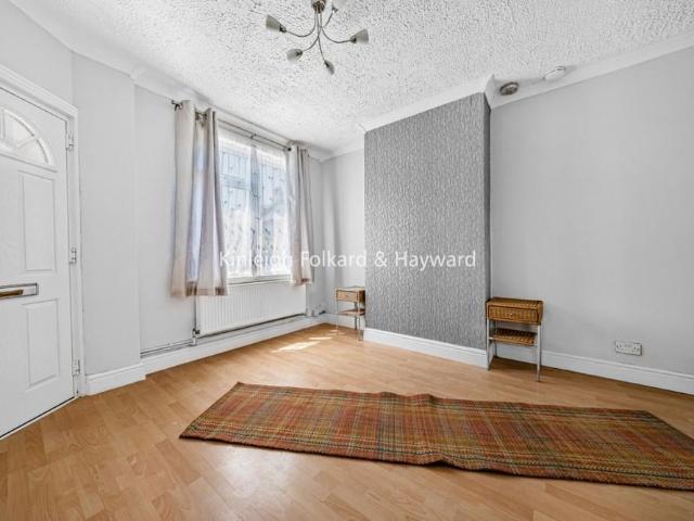 2 bedroom house to rent