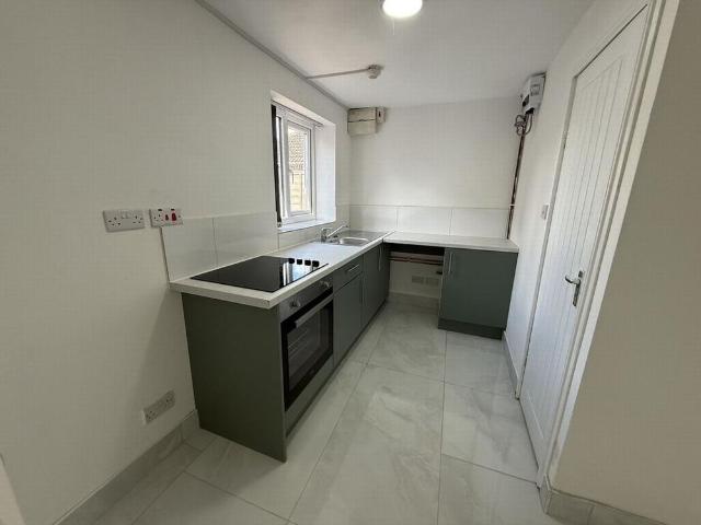 2 bedroom house to rent