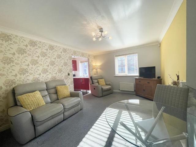 2 bedroom house to rent