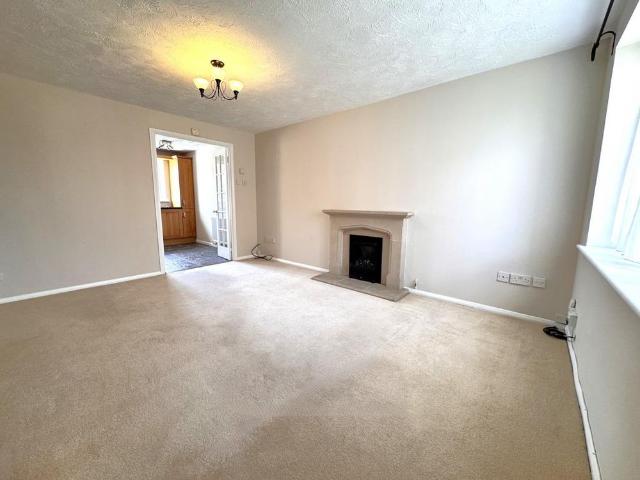 2 bedroom house to rent