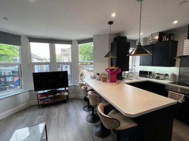 2 bedroom house to rent