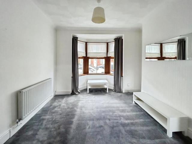 2 bedroom house to rent