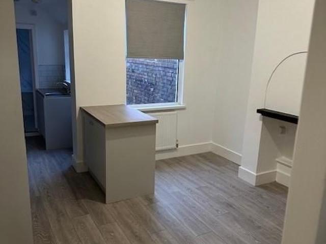 2 bedroom house to rent
