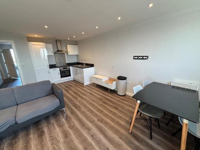 2 bedroom house to rent