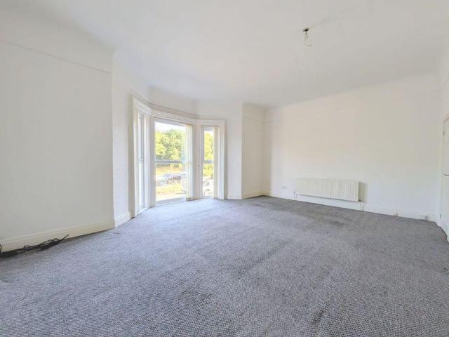 2 bedroom house to rent