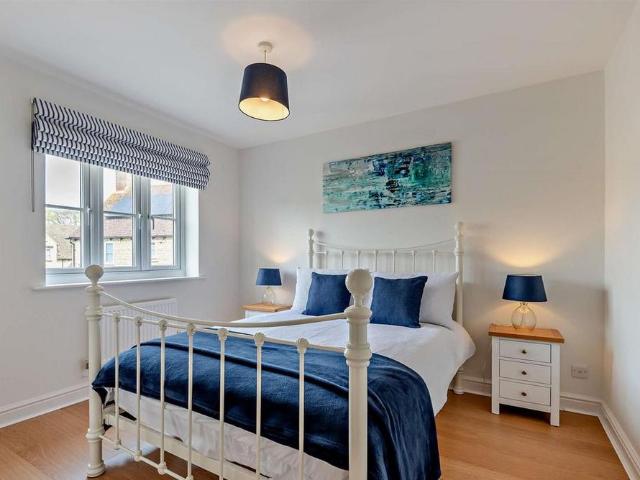 2 bedroom house to rent