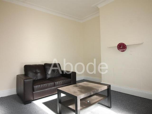 2 bedroom house to rent