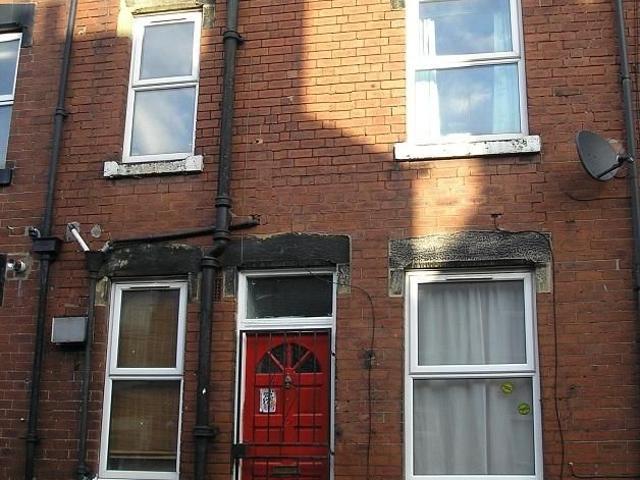 2 bedroom house to rent