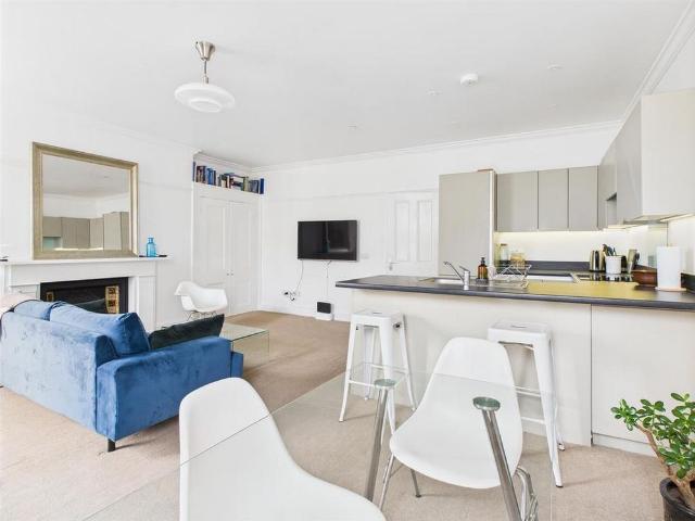 2 bedroom house to rent
