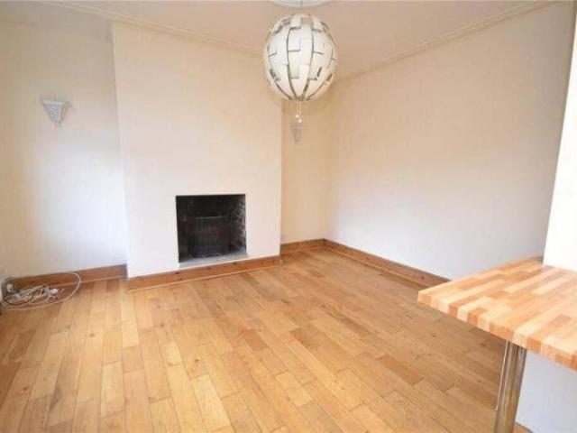 2 bedroom house to rent