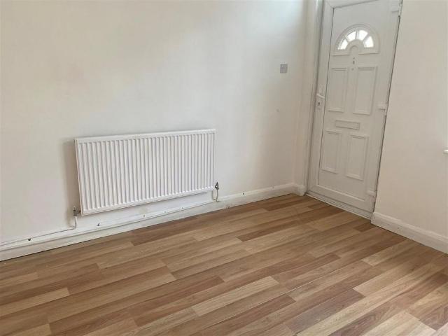 2 bedroom house to rent
