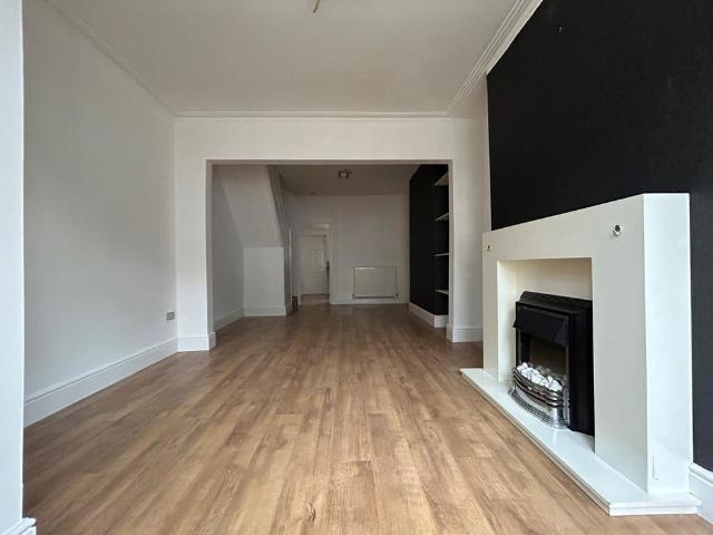2 bedroom house to rent