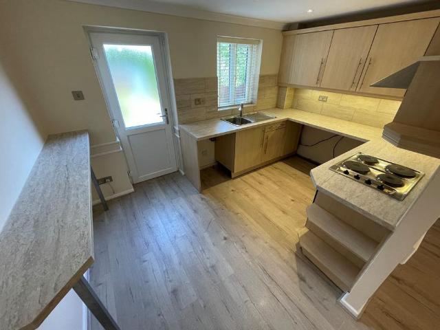 2 bedroom house to rent