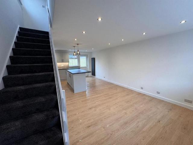 2 bedroom house to rent