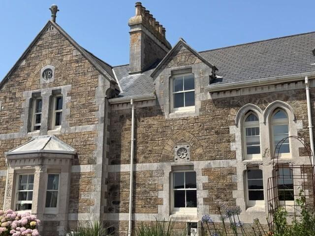 2 bedroom house to rent