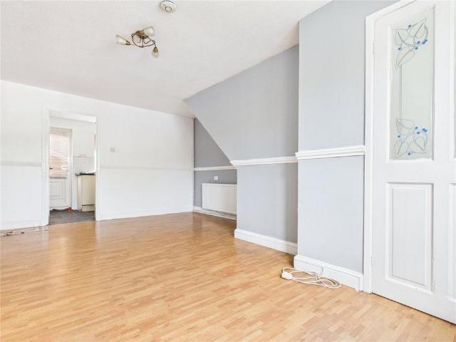 2 bedroom house to rent