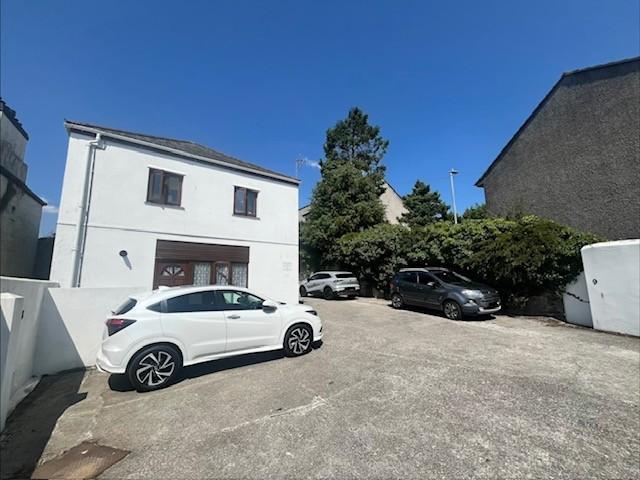 2 bedroom house to rent
