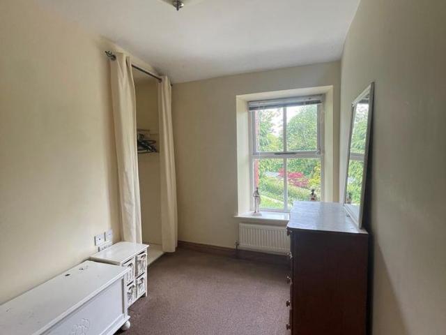 2 bedroom house to rent