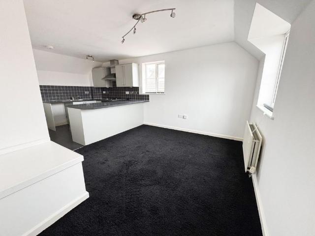 2 bedroom house to rent