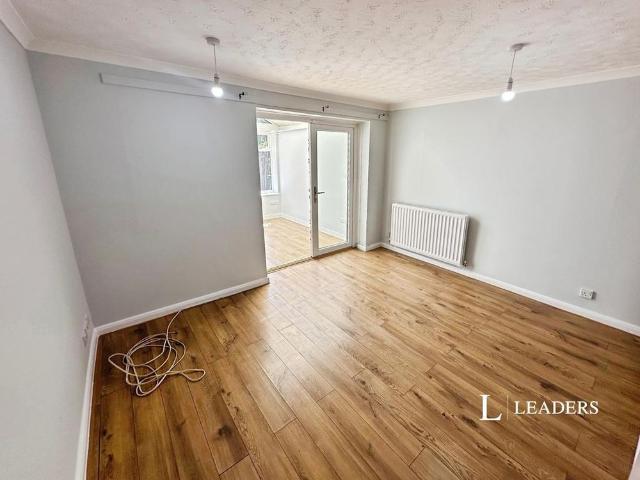 2 bedroom house to rent