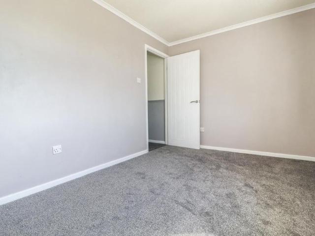 2 bedroom house to rent