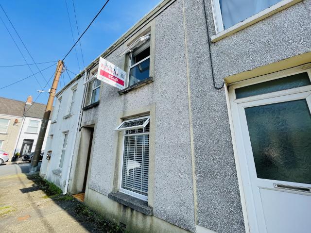 2 bedroom house to rent