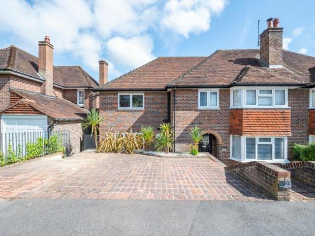 2 bedroom house to rent