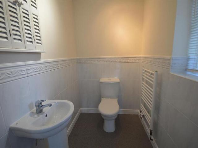 2 bedroom house to rent
