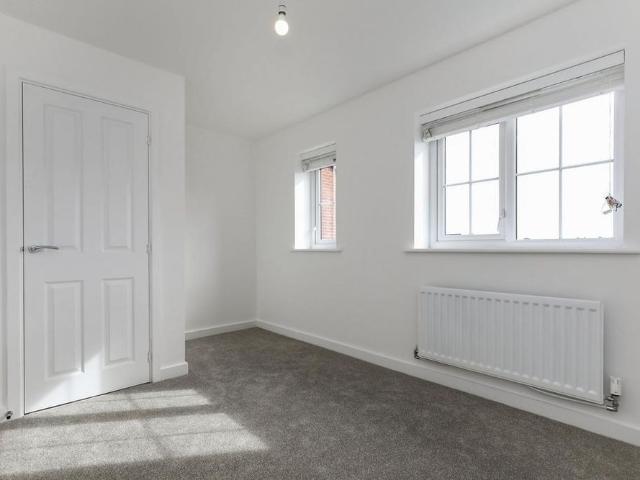 2 bedroom house to rent