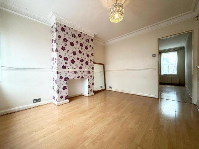 2 bedroom house to rent