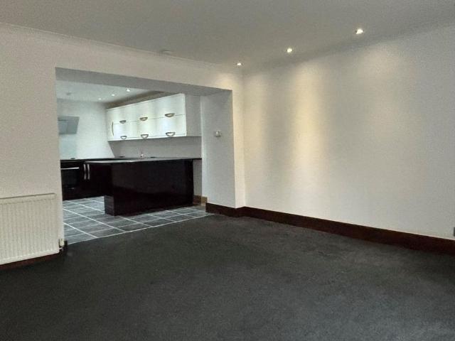 2 bedroom house to rent