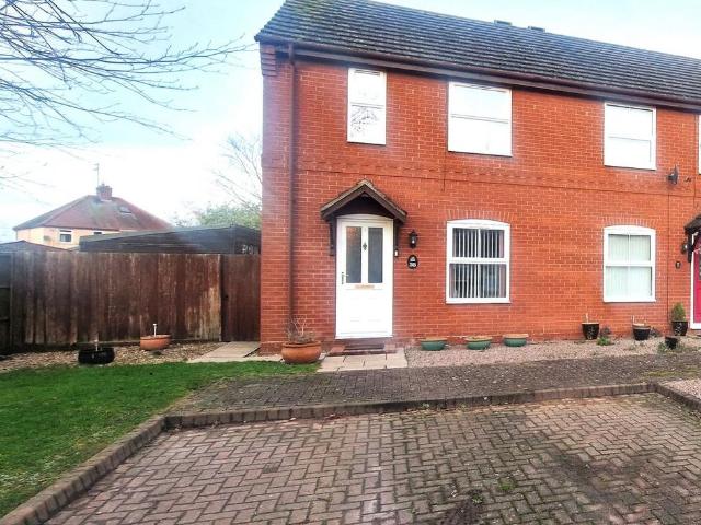 2 bedroom house to rent