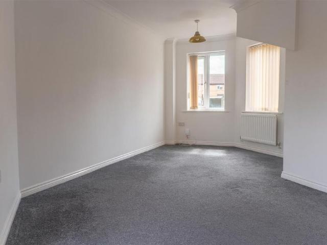 2 bedroom house to rent