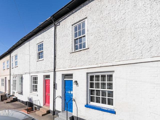 2 bedroom house to rent