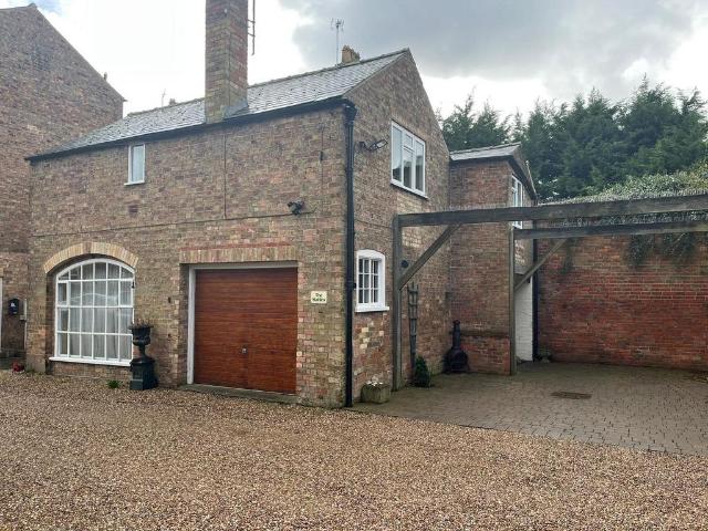 2 bedroom house to rent
