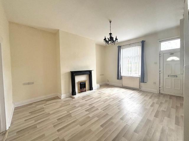 2 bedroom house to rent